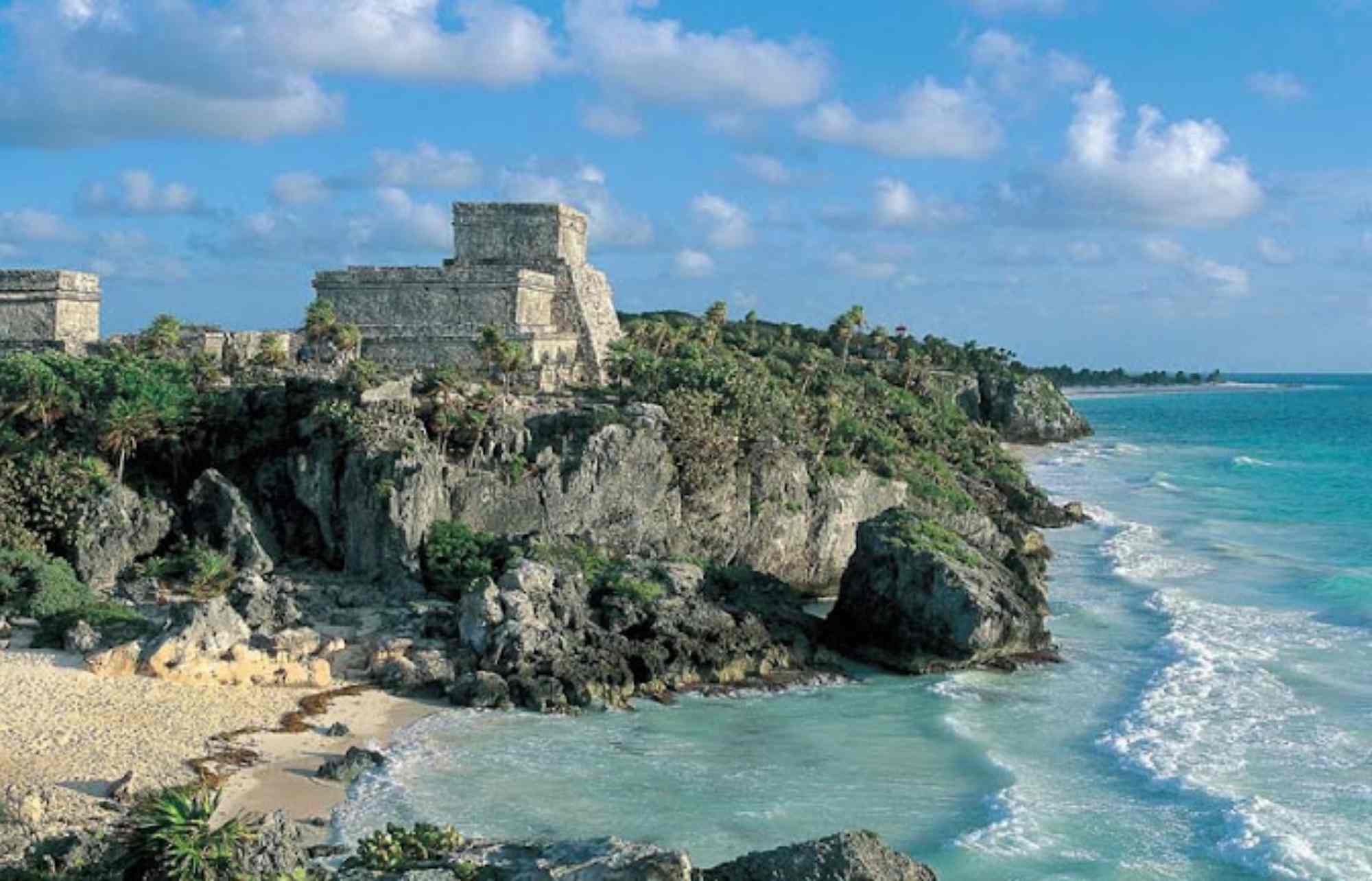 Visiting the Tulum Ruins: 2024 Guide & Tips